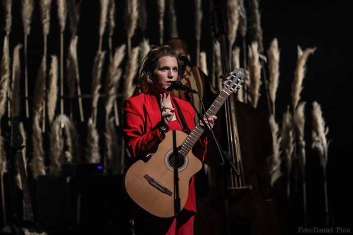 Luísa Sobral esgota Casa da Música