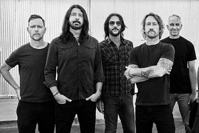 Foo Fighters regressam com novo álbum ''But Here We Are''