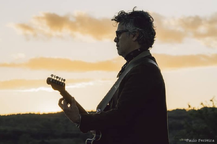 António Mão de Ferro apresenta novo single com o britânico BJ Cole