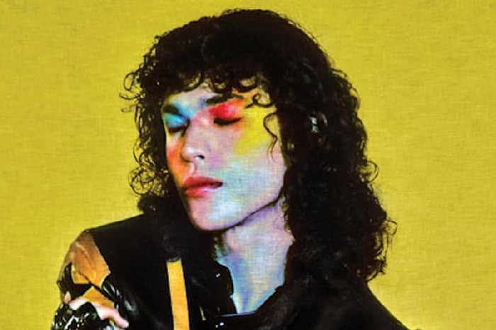 Conan Gray anuncia o lançamento digital de ''Kid Krow, Decomposed (5 ...